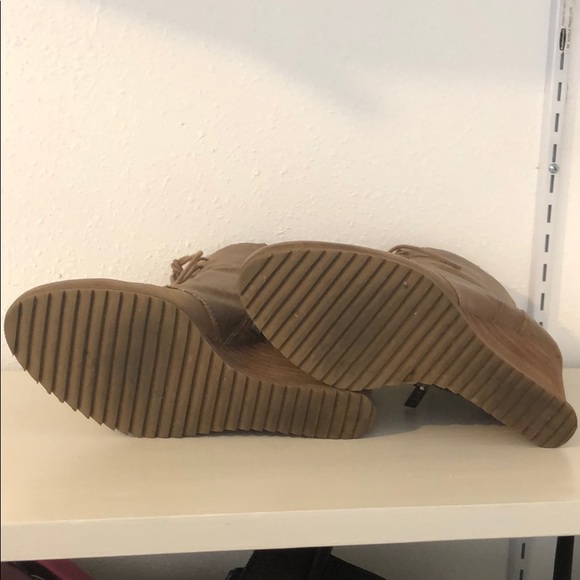 Kenneth Cole Reaction | Shoes | Kenneth Cole Reaction Wedge Booties ...